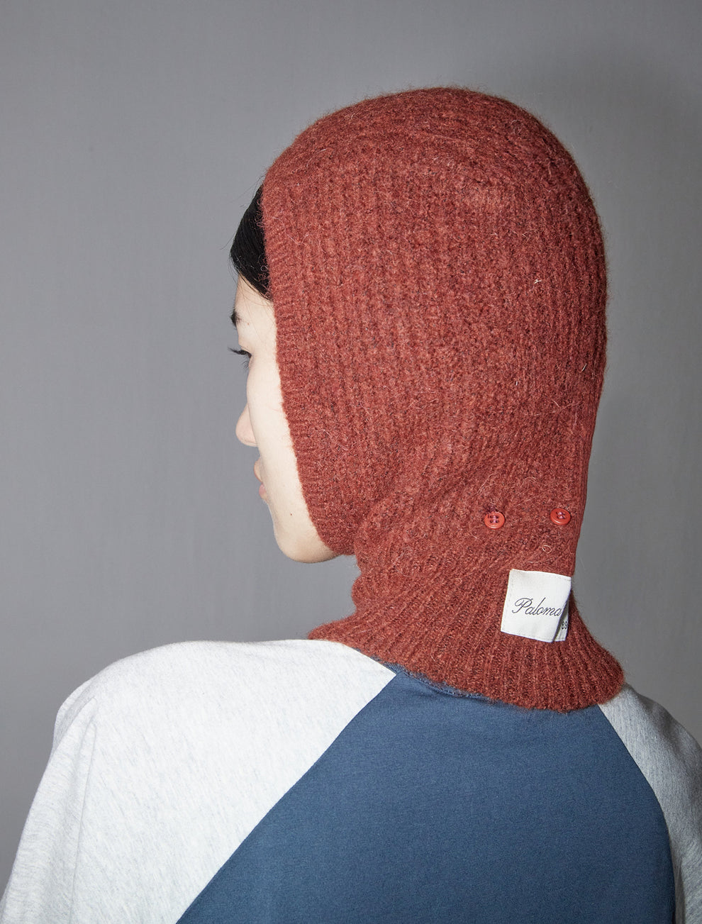 BUTTONS ANGELS-Rust balaclava with buttons on the back – paloma wool
