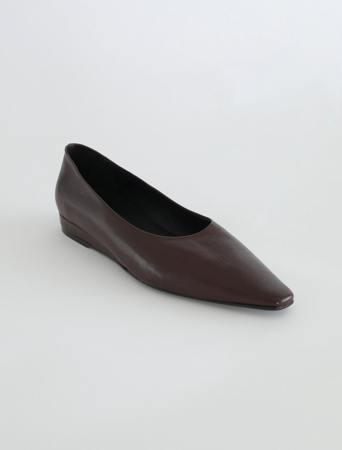 LUELLA-Brown rectangular toe shoes with mini wedge heels – paloma wool