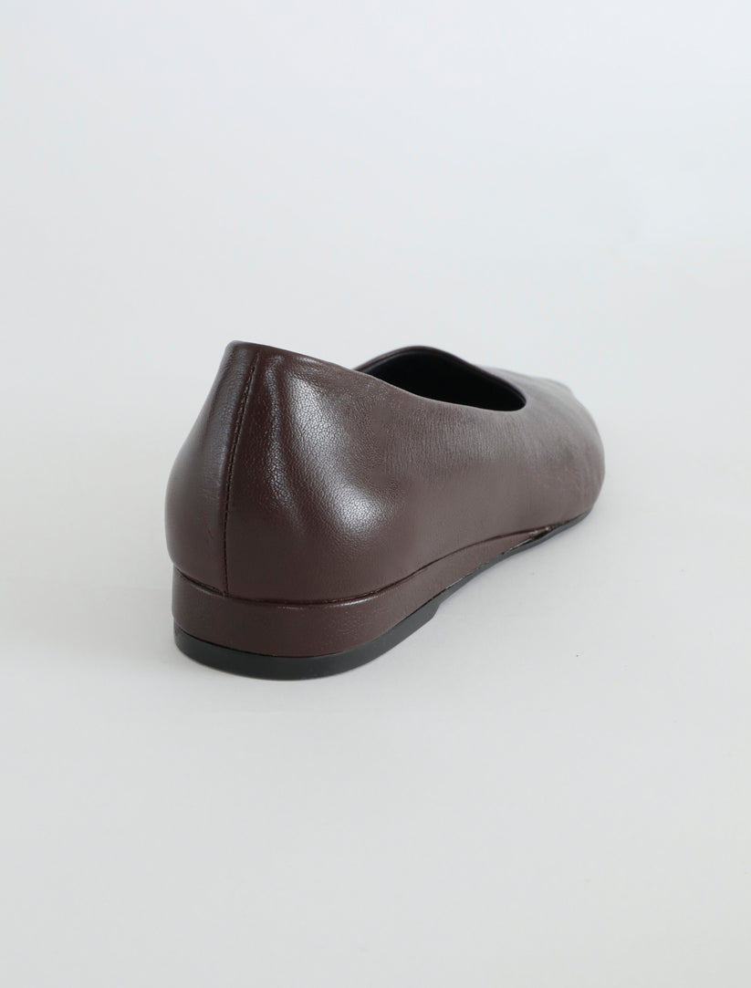 LUELLA-Brown rectangular toe shoes with mini wedge heels – paloma wool