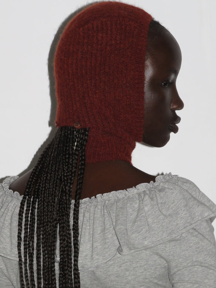 BUTTONS ANGELS-Rust balaclava with buttons on the back – Paloma Wool