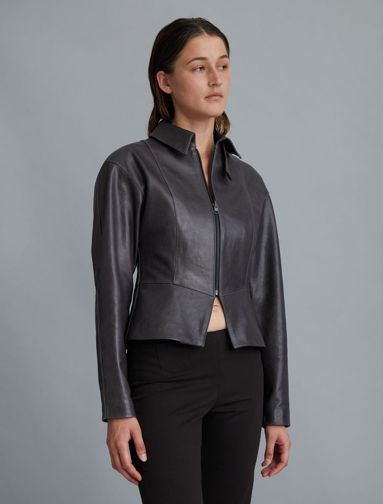 FABIA-Fitted waist leather jacket with wide elbow sleeve and fitted cuffs